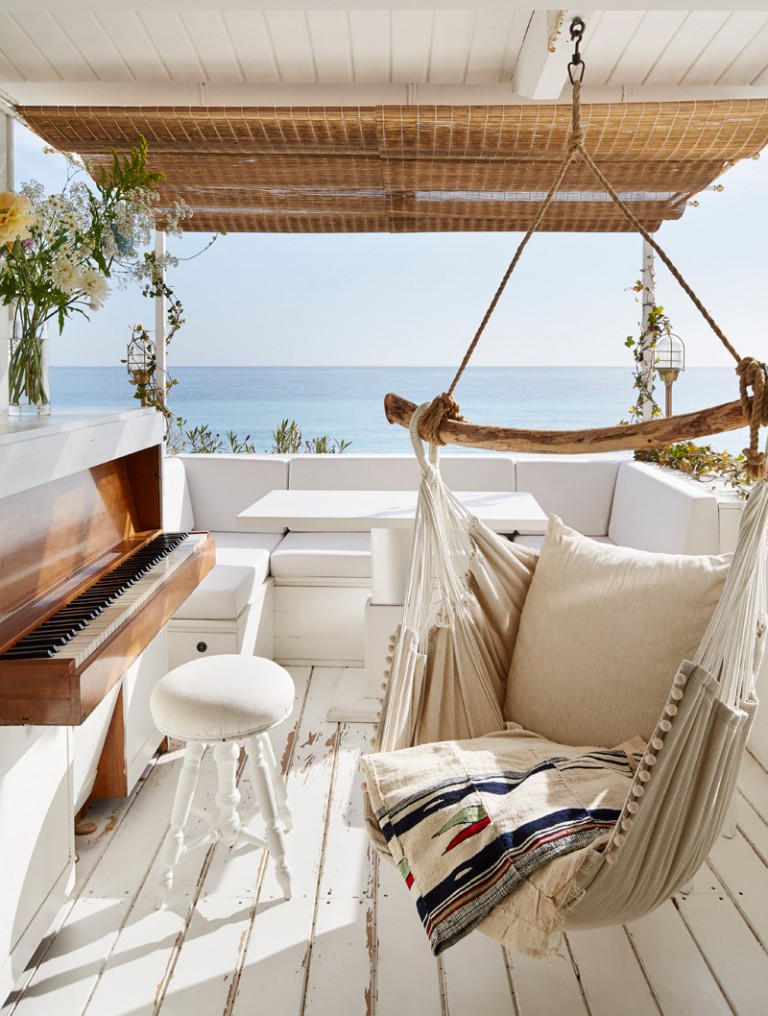 A Tiny Seaside Cabin – Honestly WTF