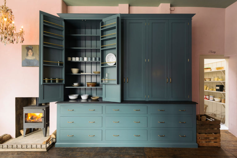 A Pink & Green Kitchen – Honestly WTF