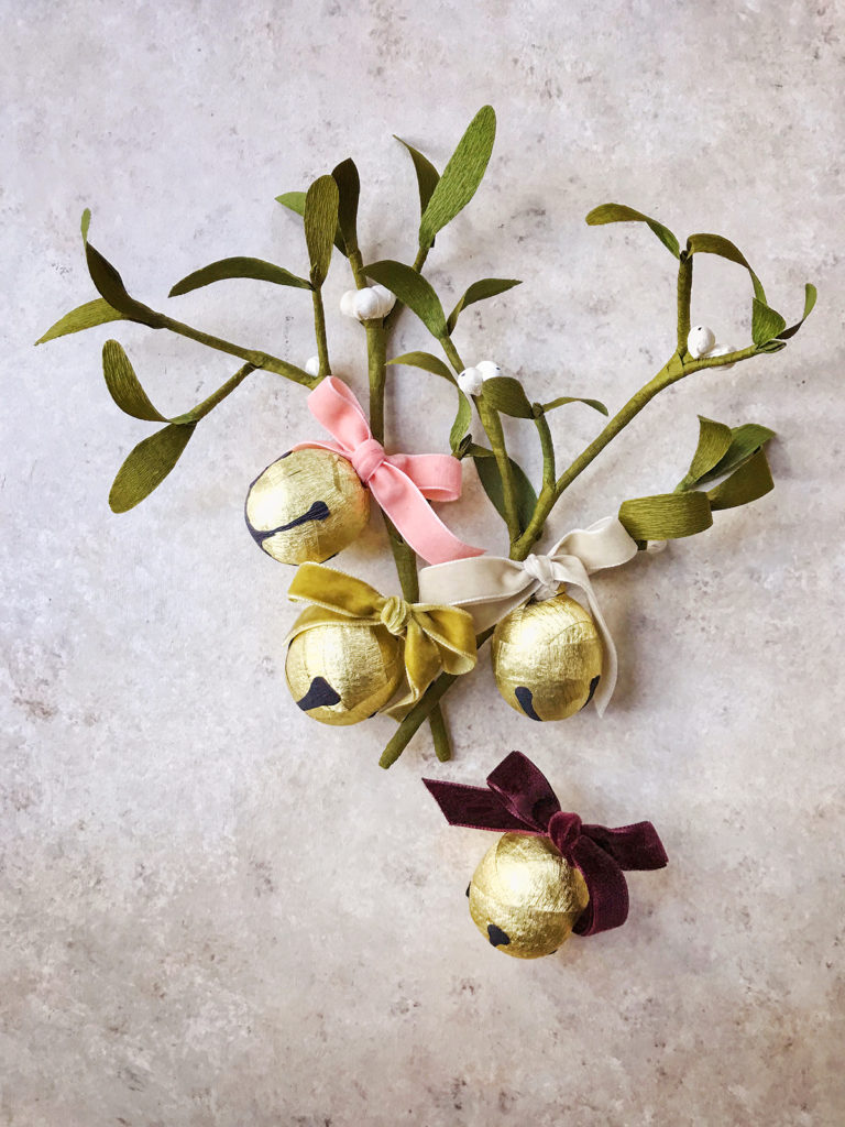 DIY Sleigh Bell + Mistletoe Present Topper – Honestly WTF