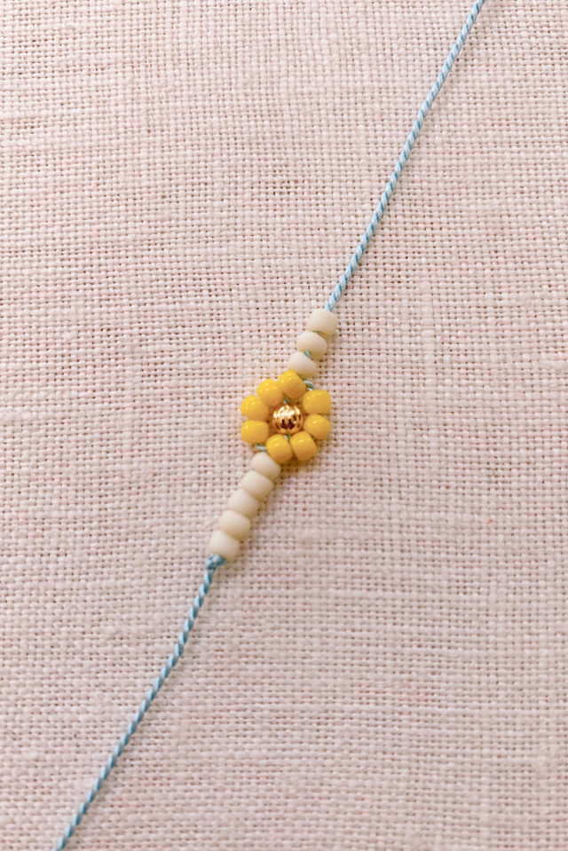 DIY Beaded Daisy Chain Bracelet – Honestly WTF