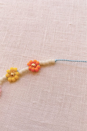 DIY Beaded Daisy Chain Bracelet – Honestly WTF