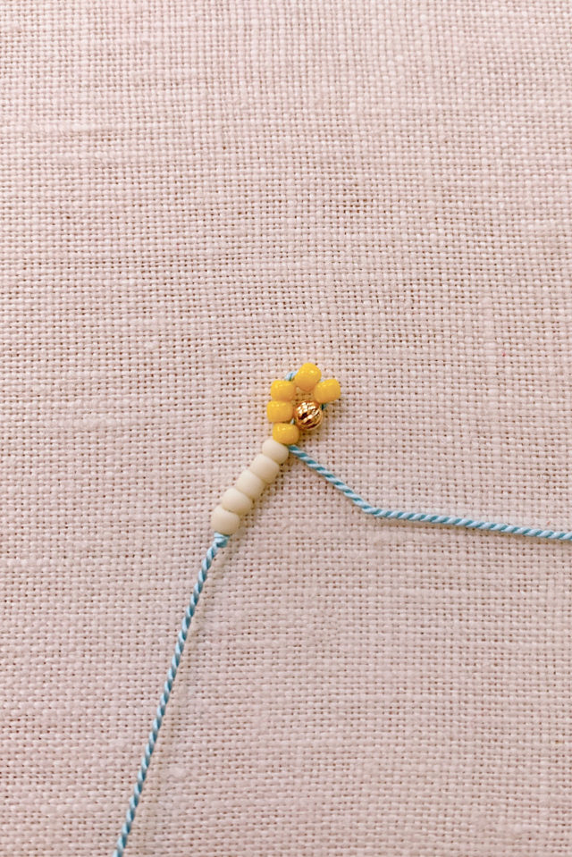 DIY Beaded Daisy Chain Bracelet – Honestly WTF